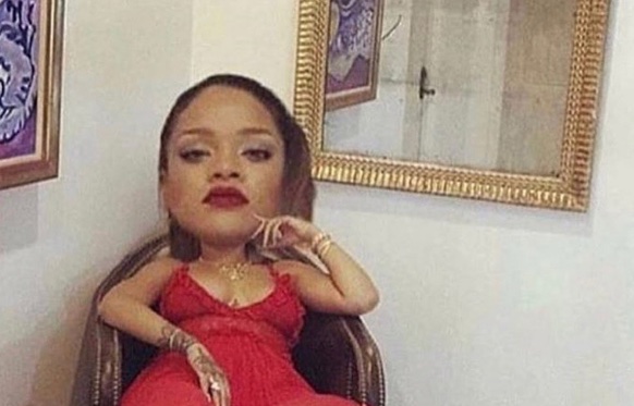 Si krásna, ale nie, aby ti to stúplo do hlavy | Meme