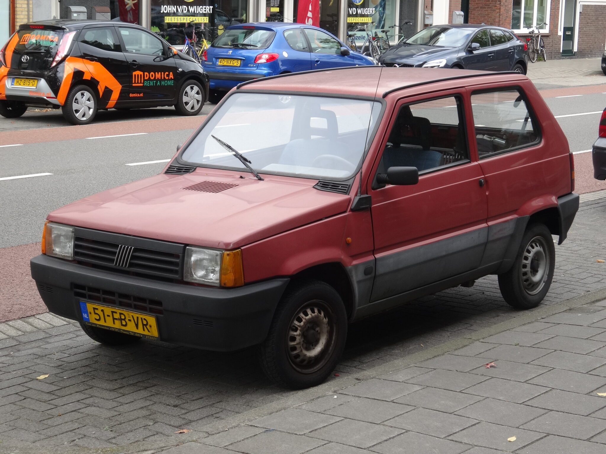 Najužšie auto na svete je plne funkčné. Pozrite si fotky ako vyzerá ...